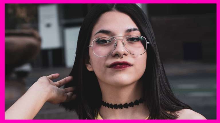 [2022] 10 tips: How to wear a choker top even for round face ...