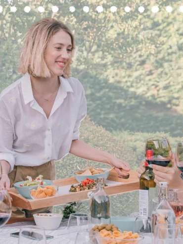 *2025* What to wear to class reunion? (20 casual & formal outfits!)