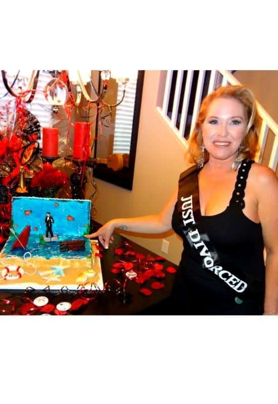 Divorce party outfits and photoshoot ideas:18 REAL looks!