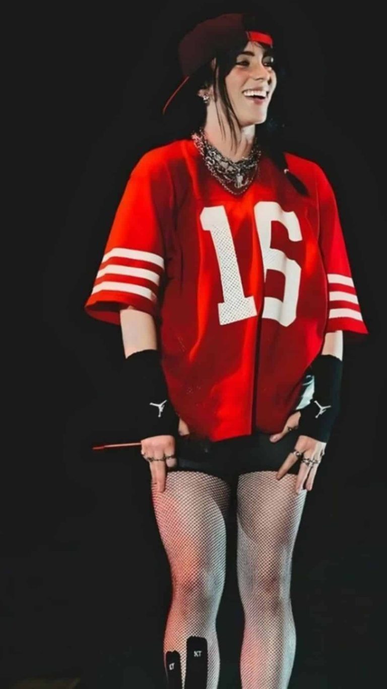 *2026* 18 Billie Eilish concert outfit idea + styling tips!