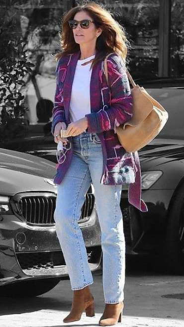 *2025* 10 outfits to wear mid-calf boots with jeans & look SLIM