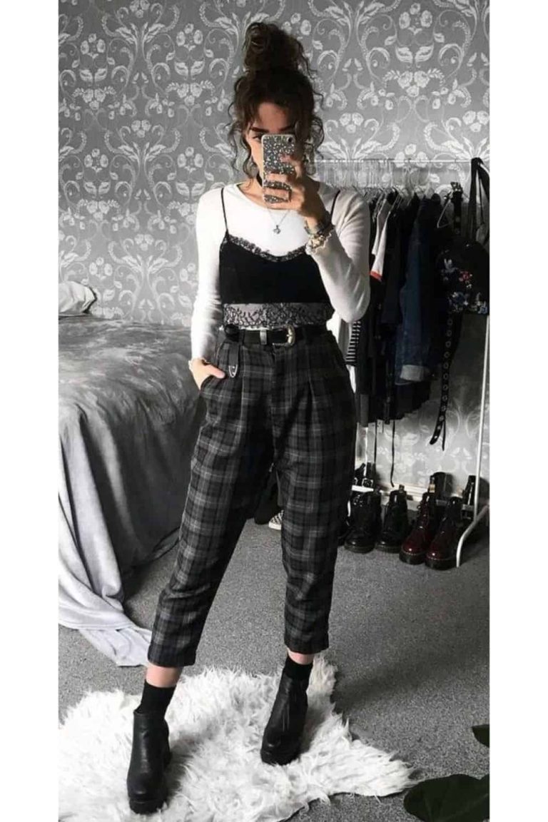 2025 14 outfits! What to wear to an alternative & indie concert?