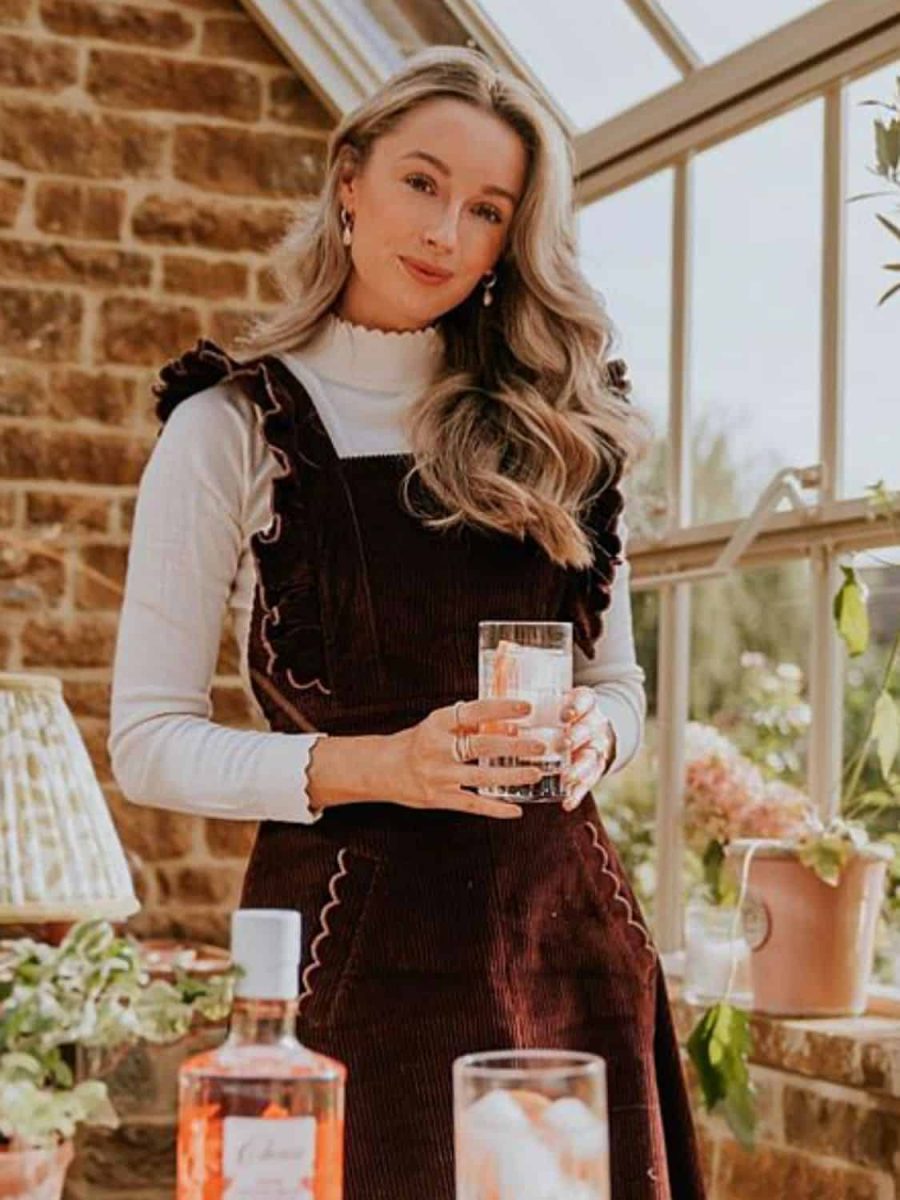 *2025* 14 farm fancy & farm chic attire for farm parties + weddings!
