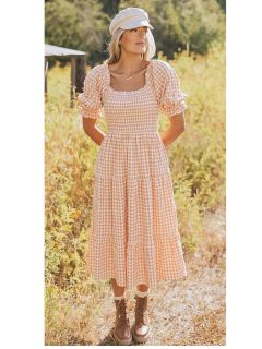*2025* 14 farm fancy & farm chic attire for farm parties + weddings!