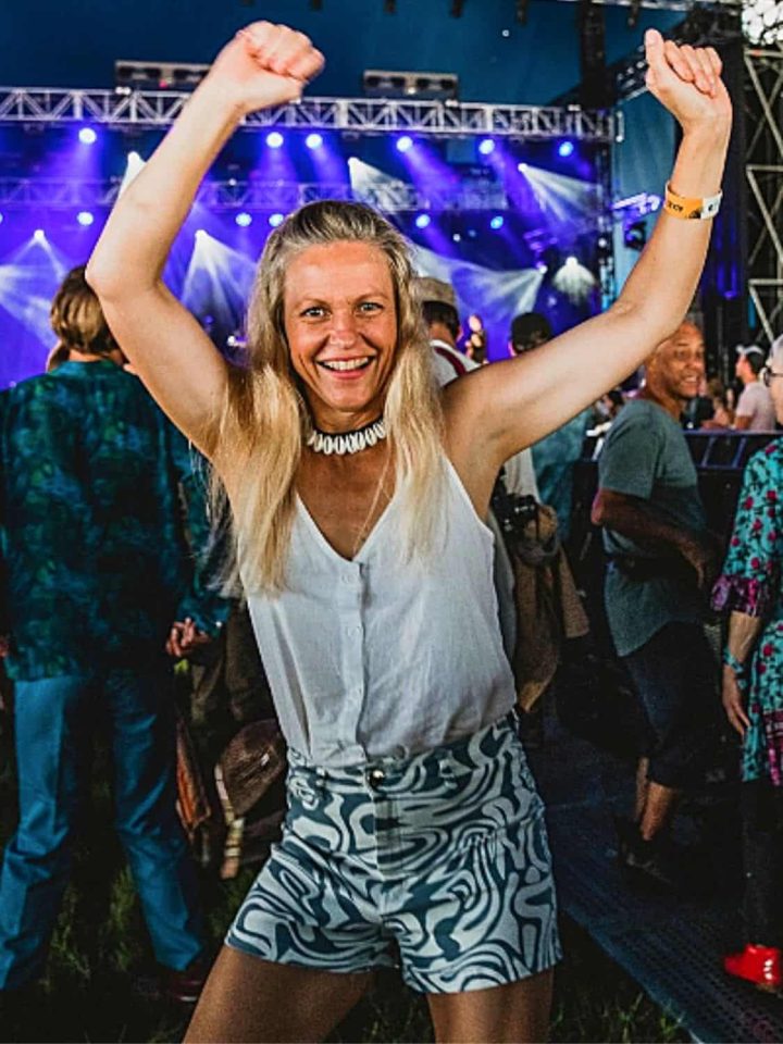 👇What to wear to Blues concerts, festivals & bars? 17 real-life looks!