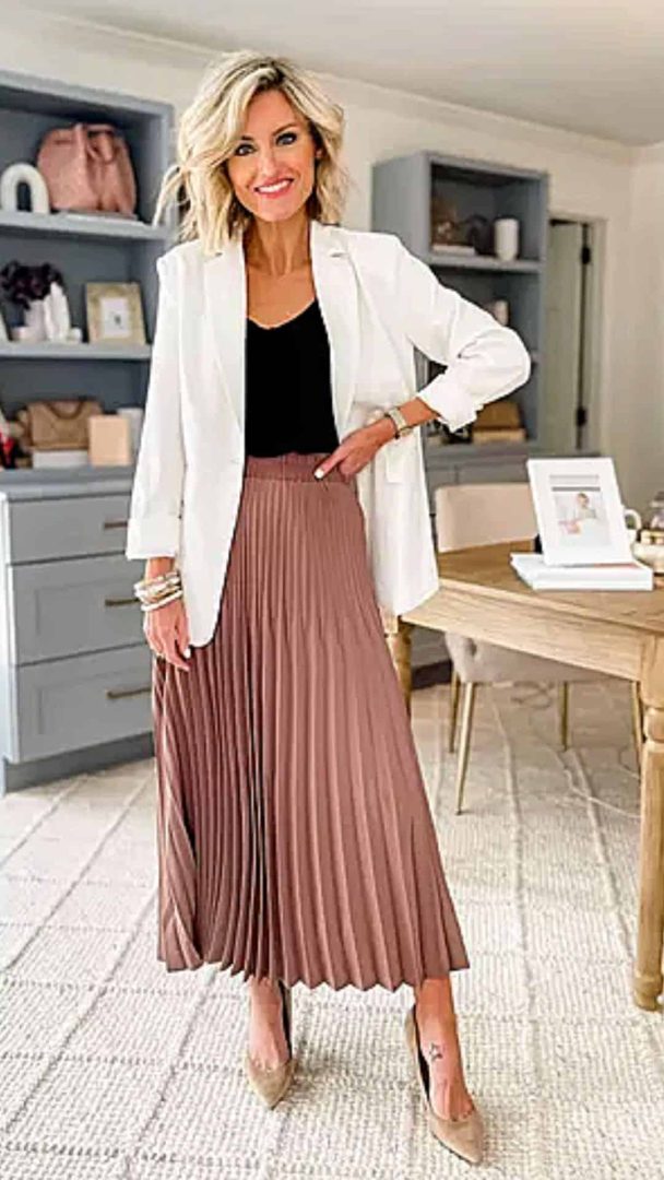 *2026* 15 outfits to wear on the first day of work: peplum dress + more!🐙👇