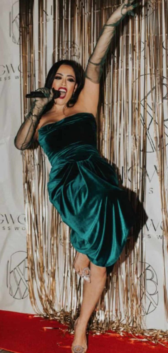 *2026* What to REALLY wear to a karaoke party? 18 outfit ideas!