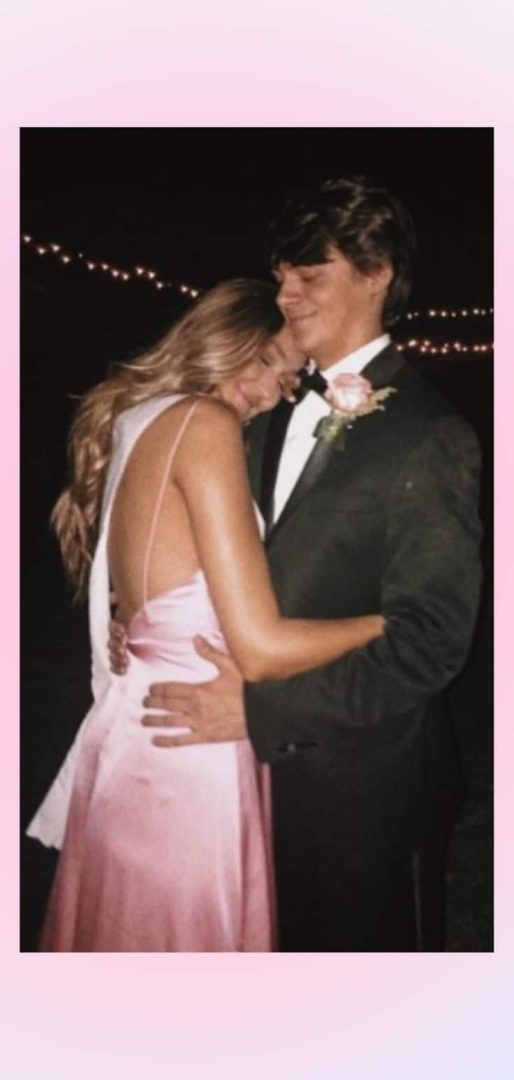 10 prom dresses for broad shoulders + valid reasons! ️👇🏼