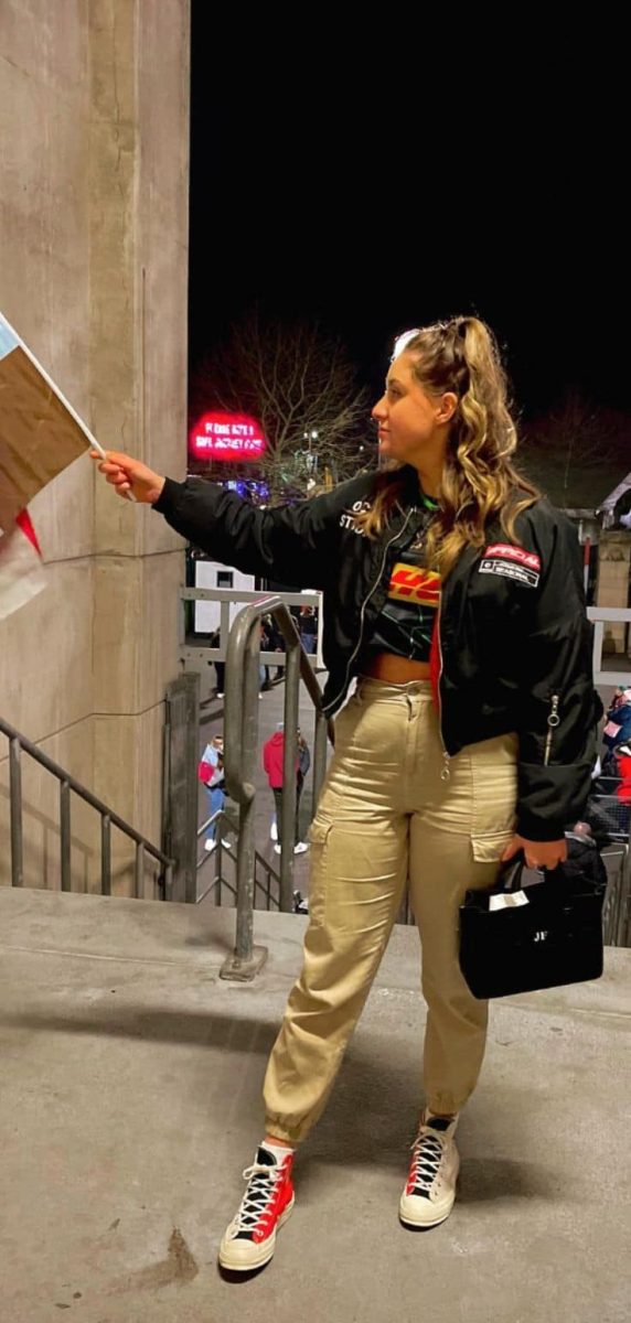 💖12 real-life outfits to wear to rugby match + oddly specific tips!💖