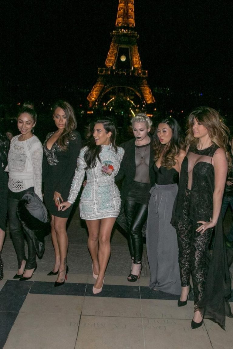 ️👇🏼18 Paris-themed party & A night in Paris outfits + styling tips!