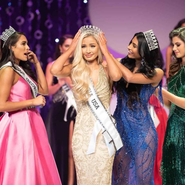 What to wear to a pageant as a guest 2026? 18 outfits + tips!