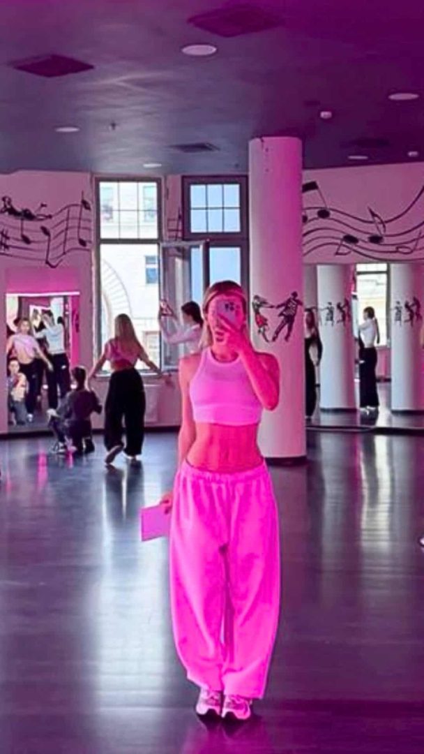 28 Zumba outfits in 2026 What to wear to Zumba class?