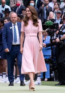 🎾10 real-life Wimbledon outfits + oddly specific tips! ️