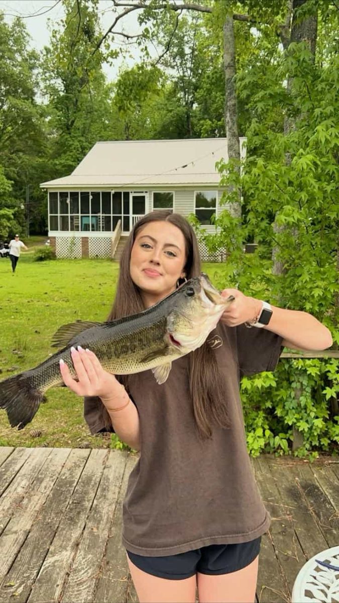 ️8 Fishing Outfits You'll Regret Not Packing (#5 is a Game-Changer!)